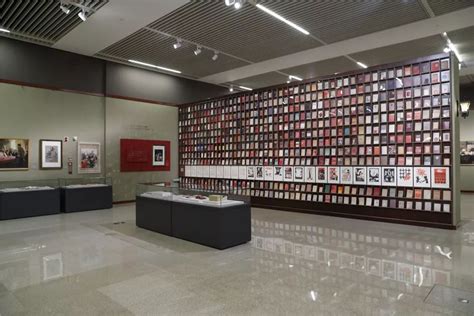 “真理的力量——纪念马克思诞辰200周年主题展览”在国家博物馆开幕（图集）