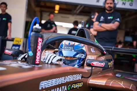 เติ้น ทัศนพล อินทรภูวศักดิ์ ประเดิมโพเดี้ยมแรกของปี Ryt9