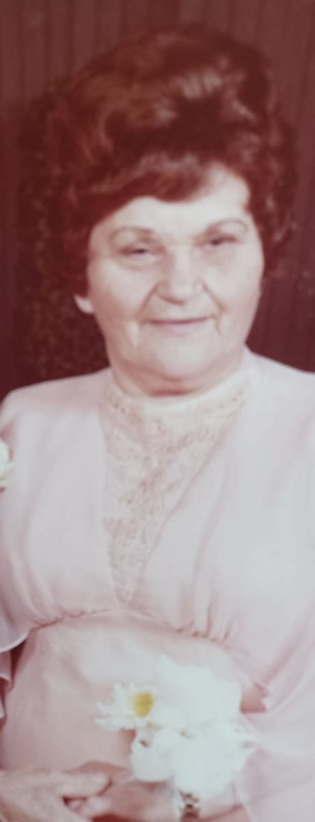 Holocaust Survivor Profile Anna Wasserman Portraits Of Honor Documenting Michigans