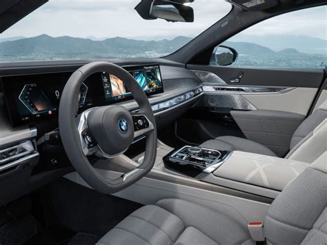 2025 Bmw I7 48 Interior Photos U S News