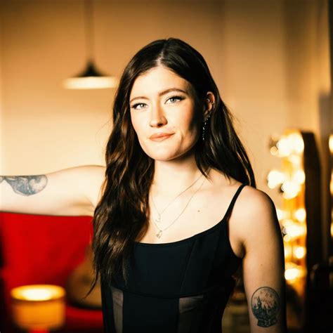 Alle Infos And News Zur Person Madeline Juno Voxde