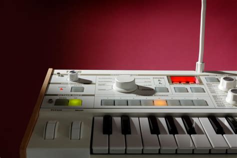 Korg Microkorg Red