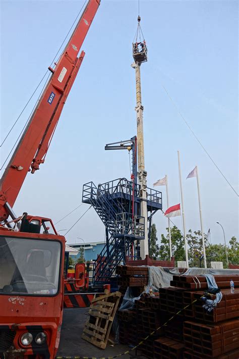 Hydraulic Workover Unit Snubbing Unit In Singapore