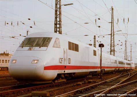 Db Ice 1 High Speed Train Pinterest