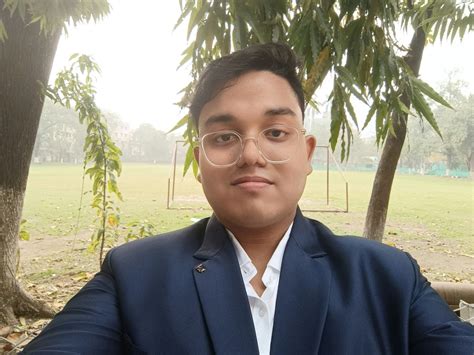 ahan chowdhury medium