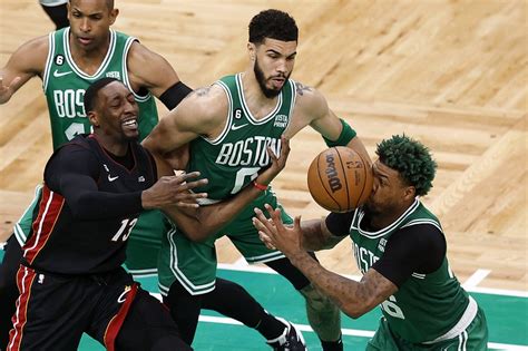Celtic Apply Heat Lower Deficit To 3 2