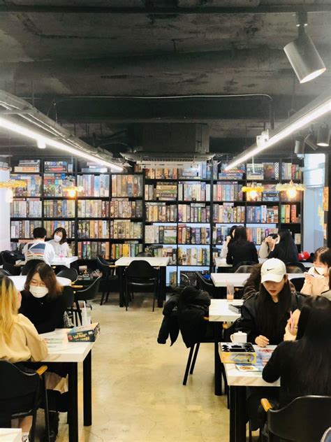 옐로우미플 연남동 보드게임카페