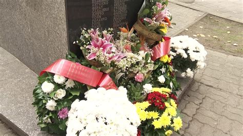 Семејствата бараат поголема почит од државата за загинатите војници од ЈНА Youtube