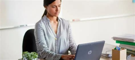 10 Best Distance Learning Tools For Teachers