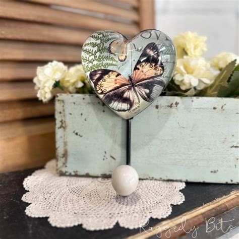 Vintage Butterfly Heart Hook Raggedy Bits