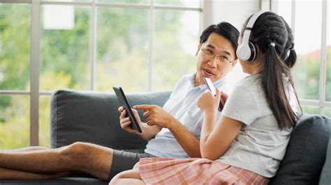 Ayah Menjadi Penyelamat Saat Aku Sempat Hilang Arah Di Masa Remaja