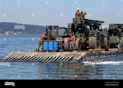 Amphibious Navy Seabees Usmc Amphibious Combat Vehicle The Dangerous