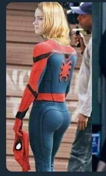 Brie Holland Spider Woman Supergirl Pictures Female Avengers Hot Cosplay