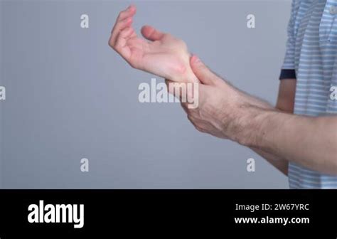 Dislocated Wrist Anatomy Stock Videos And Footage Hd And 4k Video Clips Alamy