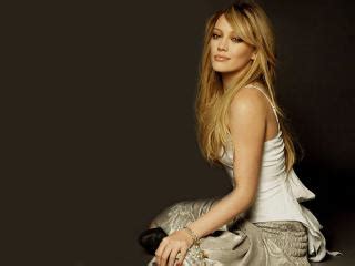 Hilary Duff On Chair Wallpaper Hd Celebrities 4k Wallpapers Images