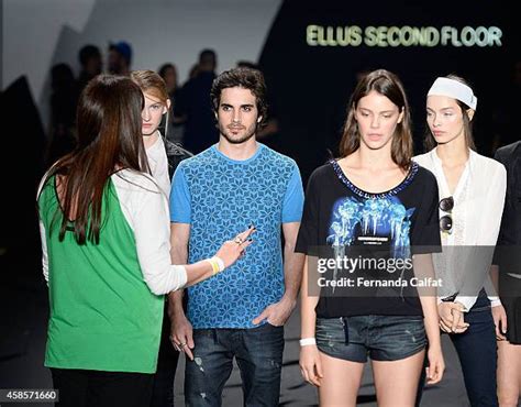 Fiuk Singer Photos And Premium High Res Pictures Getty Images