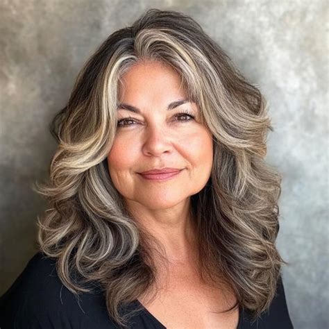 49 Most Flattering Hairstyles For Plus Size Older Women