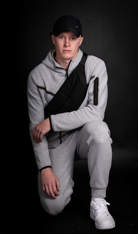 Liam Carpenter Offizielles Management Wecreate Agentur Für Tiktok