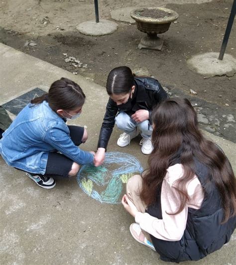 ქ ქუთაისის 31 ე საჯარო სკოლის ეკოკლუბი ეკომისია და სასკოლო