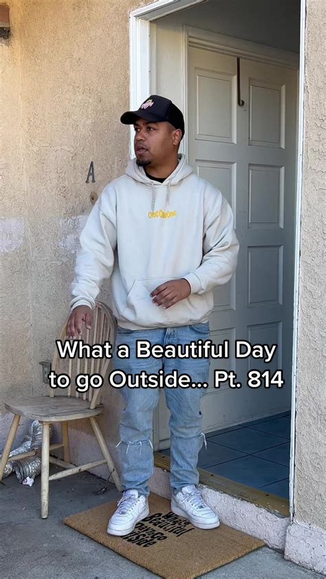 Lamont Holt On Tiktok Rpaperearmate