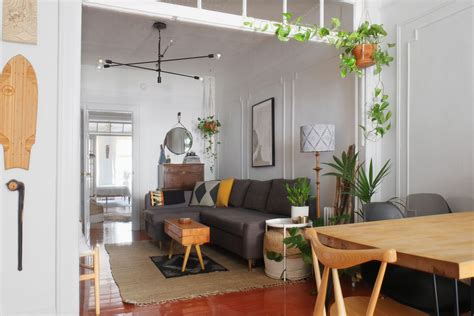 Before And After A Small Dated Nyc Railroad Apartment Got A Gorgeous
