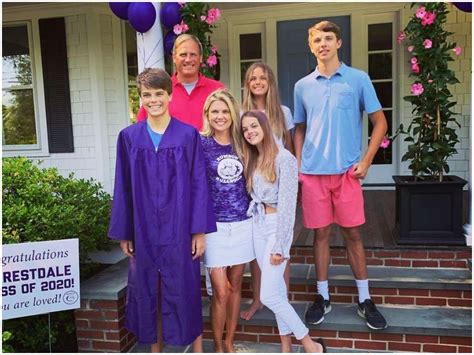 Melissa Stark Bio Age Height Husband Net Worth