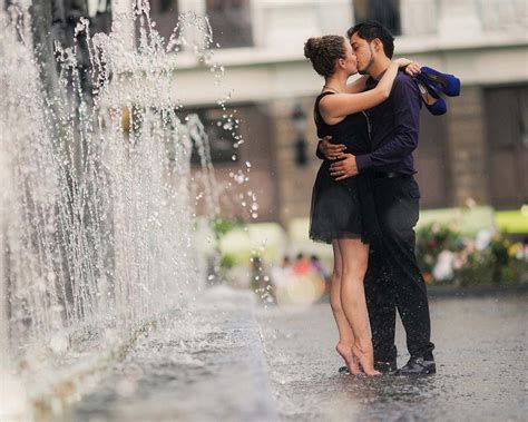 Valentine Kiss Day Images Free Download