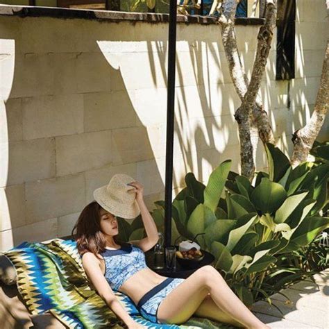 8 Hot Sexy Seo Ji Hye Bikini Pics