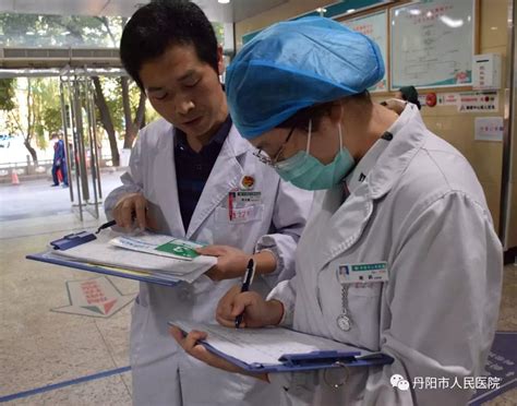 我院组织突发公共事件医疗救治大演练 医院动态 丹阳市人民医院