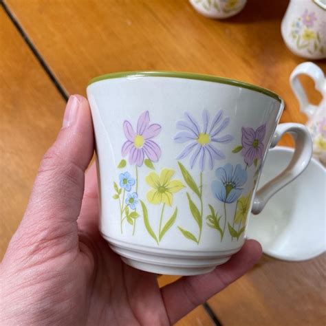 Vintage Dining Vintage Hand Painted Flowered Mugs Made In England