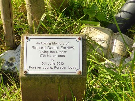 Haslingden Julie Eardley 13 November 1962 To 19 August 2012 « Memorial Benches And The Stories Of