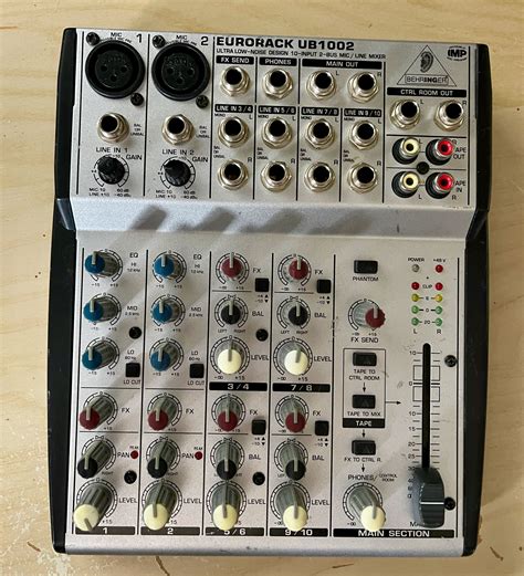 Eurorack Ub1002 Behringer Eurorack Ub1002 Audiofanzine