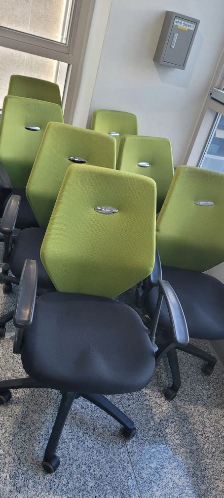 사무용 책상 서랍장 의자 등 당근 중고거래