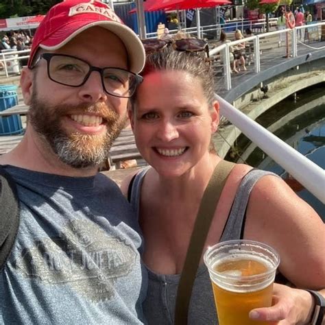 Sarah Kenney Sarahkenney27 • Threads Say More