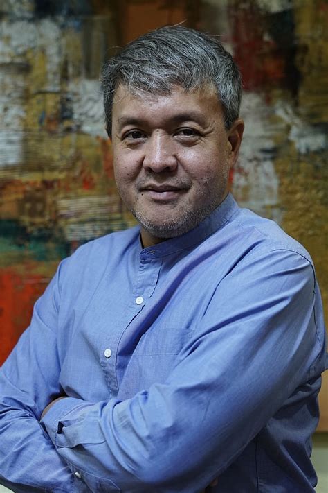 Dr Laurel Giving Phl Volleyball The Right Prescription