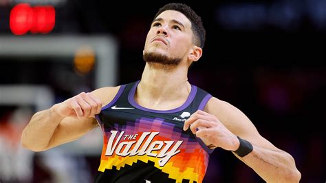 Benny the Bull took Devin Booker’s big game personally - BALLERS.PH