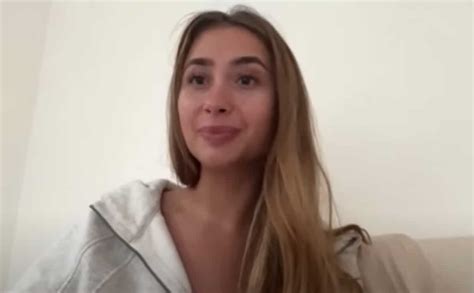 Une Célébrité Adresse Un Message Plus Quétrange à La Star Donlyfans