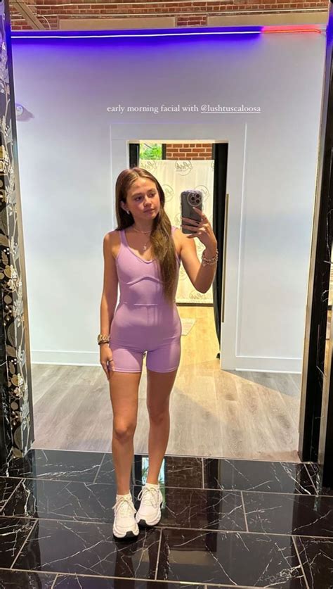 Kaitlynjohnson Sporty Outfits Athleisure Fashion Outfits