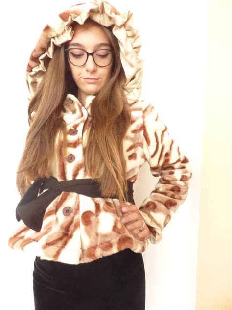 Елегантно палто Anite