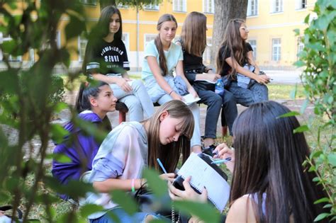 Нашите класове НАЦИОНАЛНА АПРИЛОВСКА ГИМНАЗИЯ