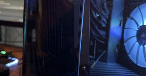 Showing Card Clearance For Hyte Y60 With Gigabyte Gaming Oc 4090 On A