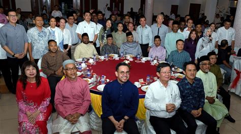 Kon Yeow National Leaders Must Lead The Way In Addressing Communalism Malay Mail