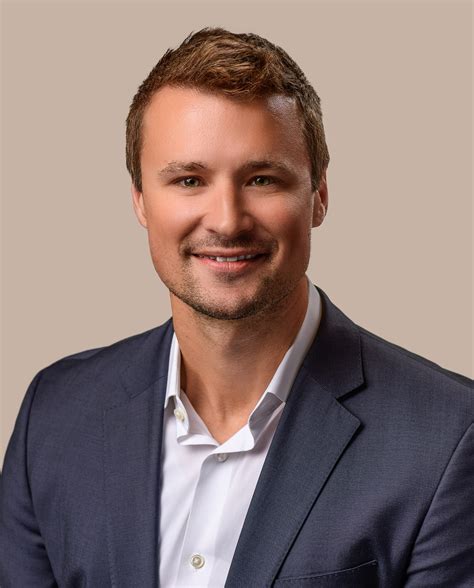 Dr Daniel Straka Pēkomd®