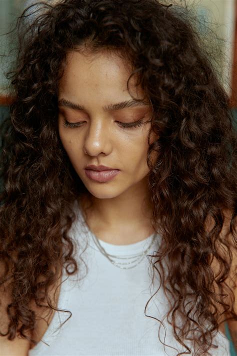 Pretty Girls With Curly Brown Hair And Brown Eyes