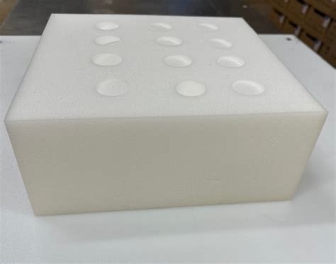 12 Count Foam Shippers