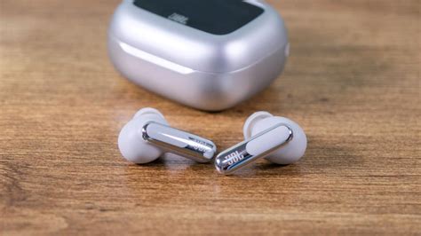 JBL Live Beam 3 Review PCMag