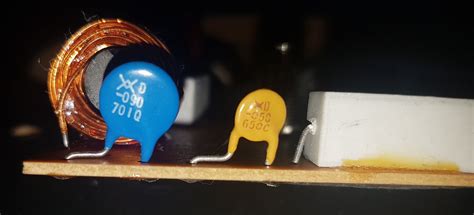 help identifying these two components please askelectronics