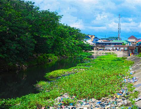 Public Health Impact Of The Drainage System In Lagos A Photo Essay