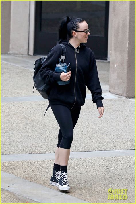 Billie Eilish Gets In A Workout After Split From Boyfriend Jesse