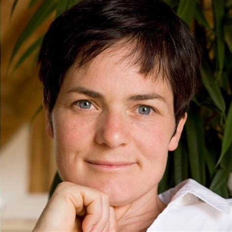 Ellen Macarthur Circular Economy Speaker Aurum Bureau
